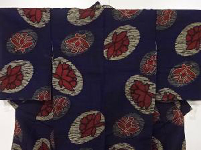 Kimoyes item: 29589 - Gorgeous, quality ikat silk women's kimono with ...